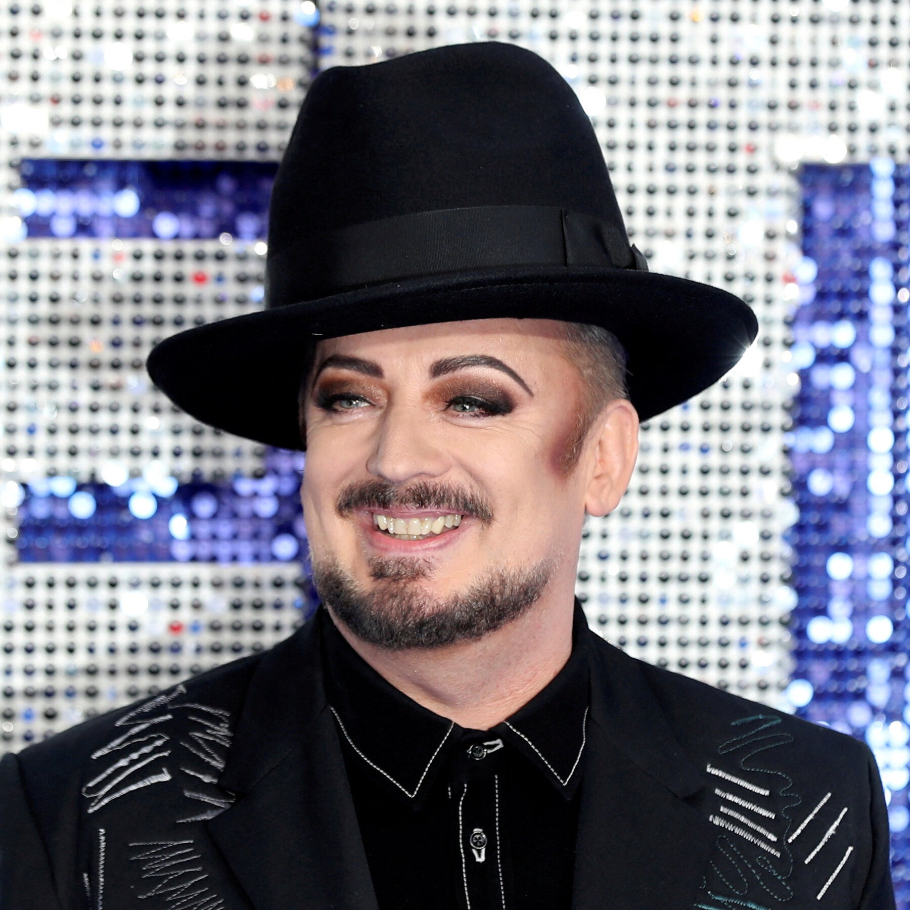 Boy George: La Voz Icónica que Engañó al Mundo con su Mayor Éxito y ...